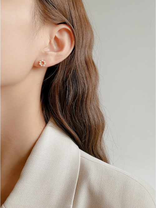Earrings – Plain.J
